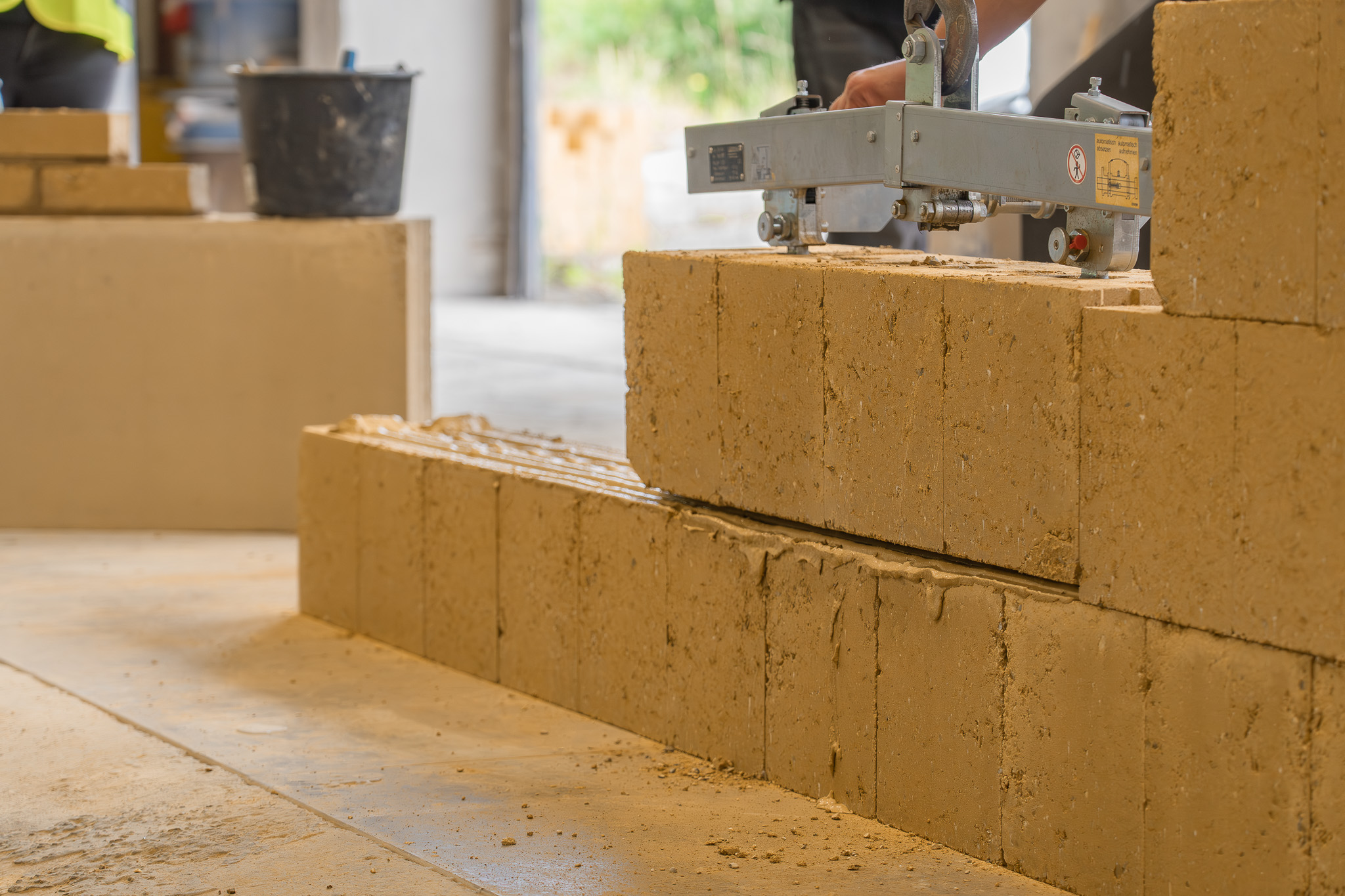 Conclay – der erste tragende Lehmstein nach DIN-Norm - nbau. NACHHALTIG ...